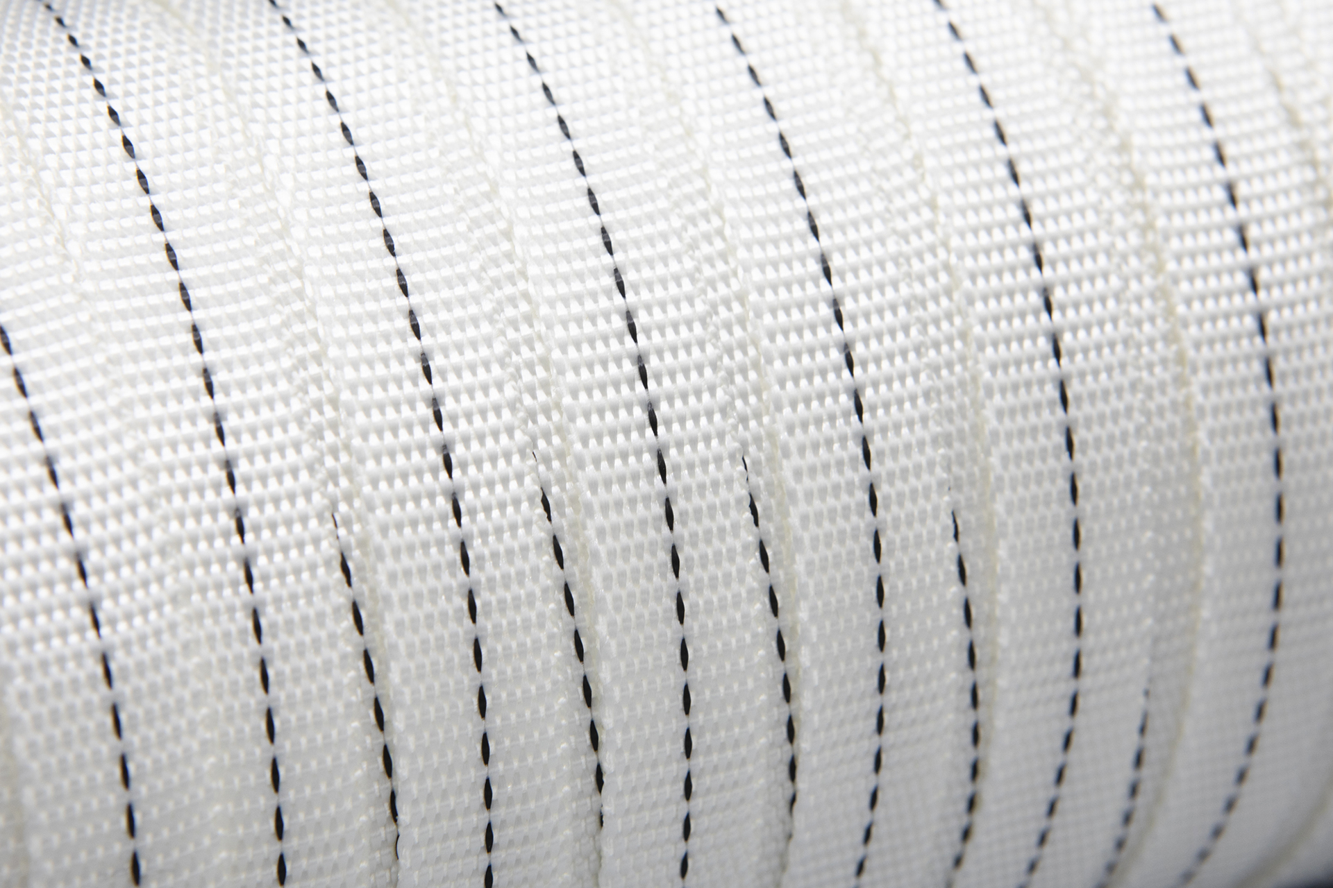 Lorentzen & Pladsen AS. PES tube webbing 12 mm hvit 91,4 m