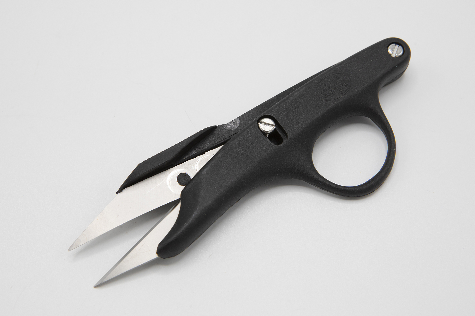 Lorentzen & Pladsen AS. Saks Finny Alpha fingersaks buet