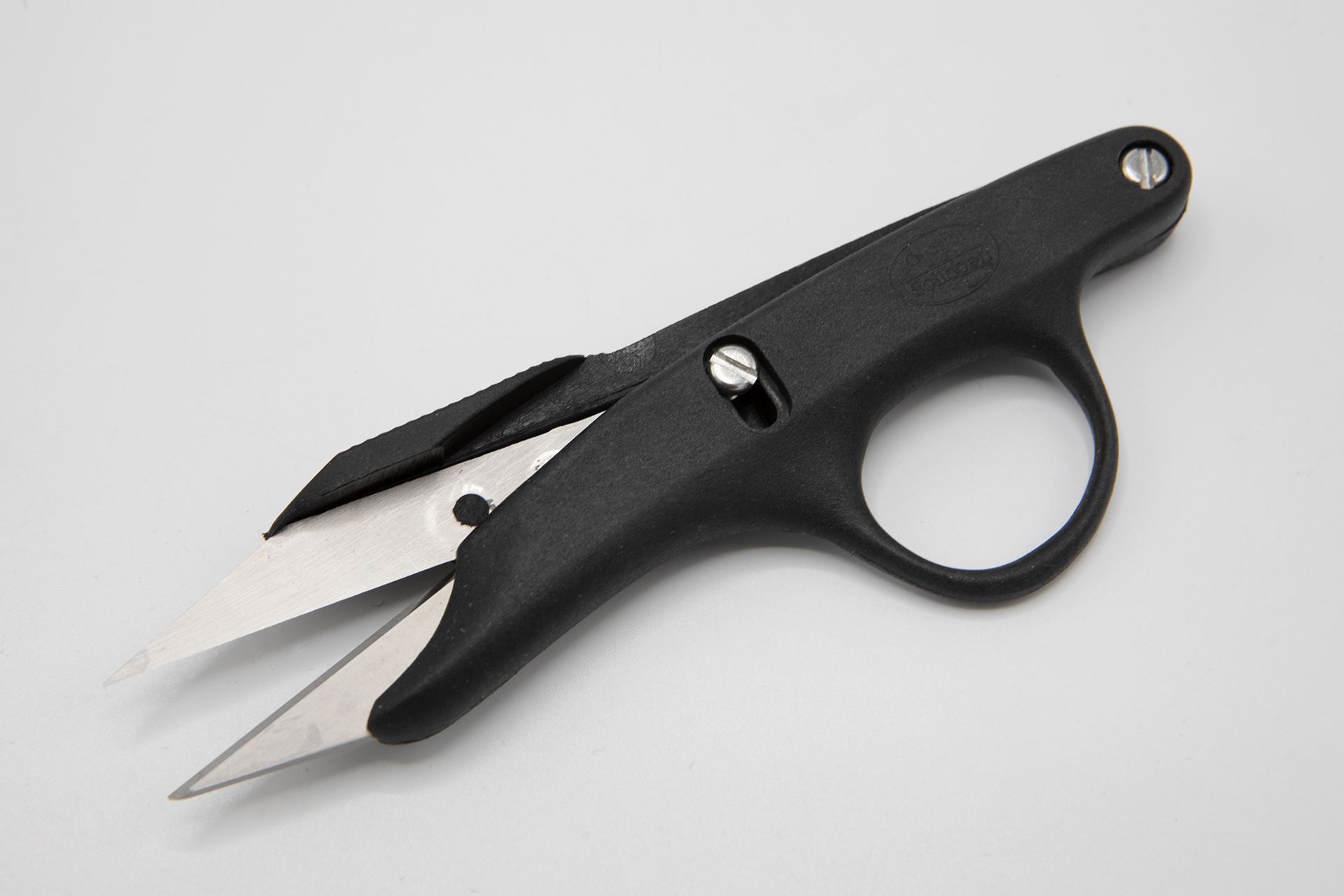 Lorentzen & Pladsen AS. Saks Finny Alpha fingersaks rett